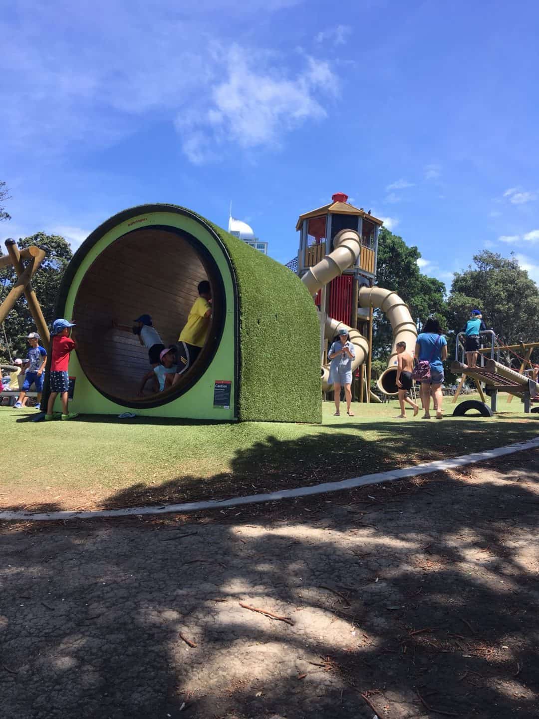Takapuna Beach Playground – Otborond